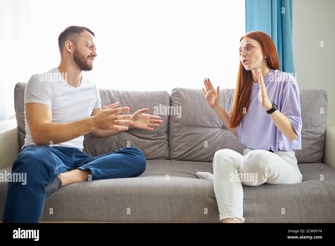 Couple mad at each other hi-res stock photography and images - Alamy