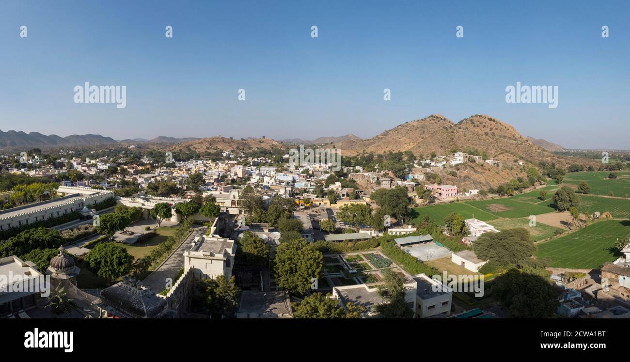 The village of Delwara in the Aravalli Hills near Udaipur, Rajasthan ...