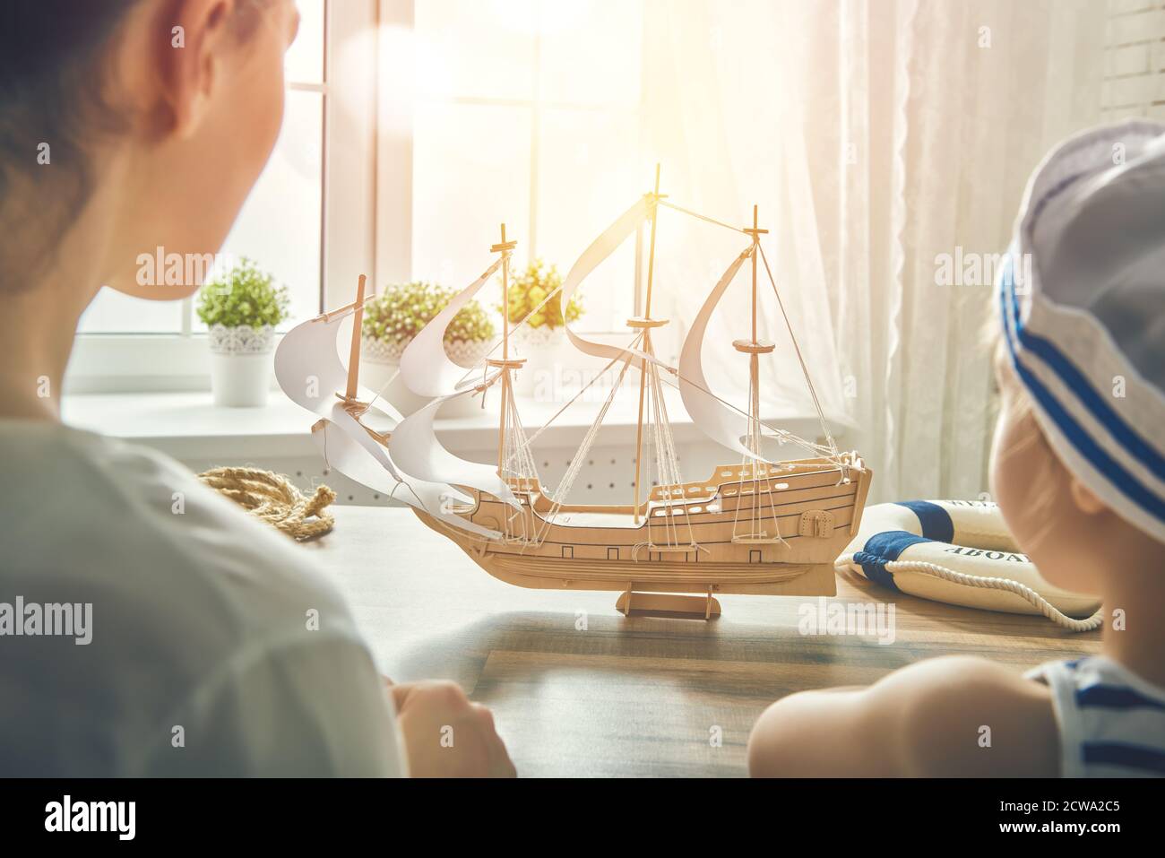 Child model making hi-res stock photography and images - Alamy