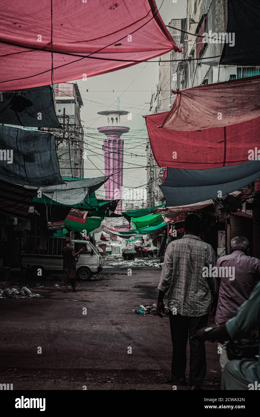 Memon mosque minar in Karachi Stock Photo - Alamy