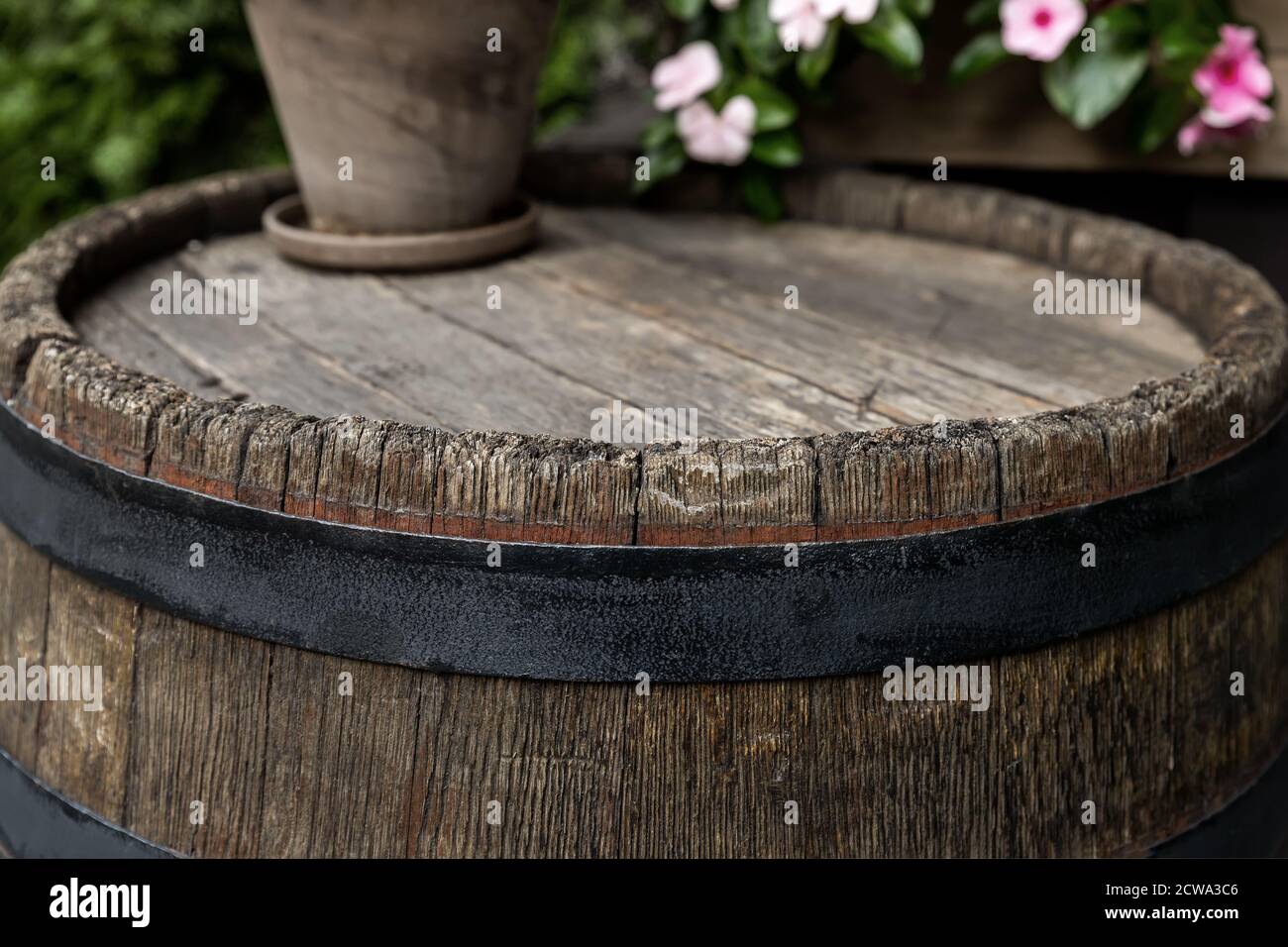 American oak cask hi-res stock photography and images - Alamy