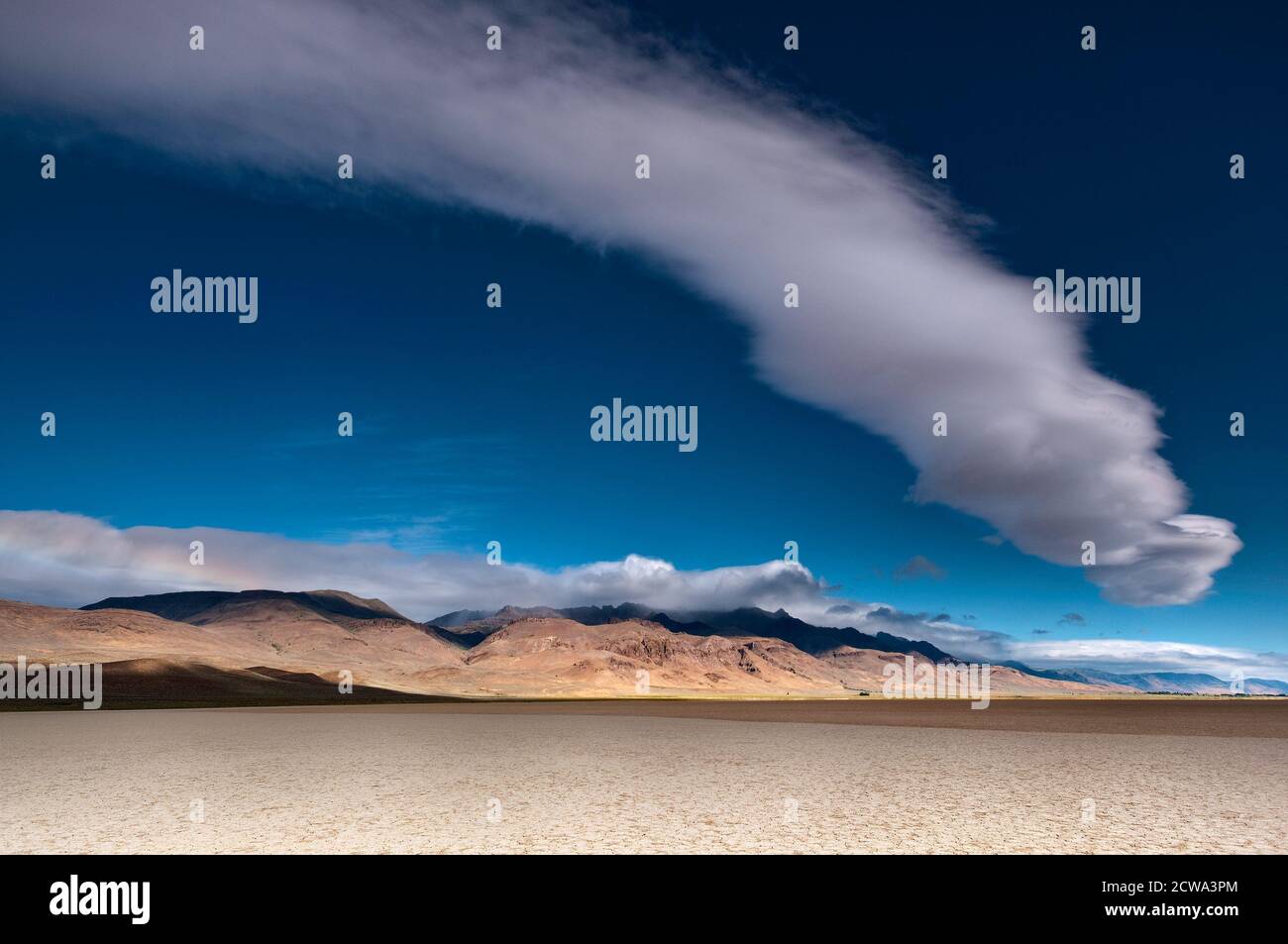 Alvord lake hi-res stock photography and images - Alamy