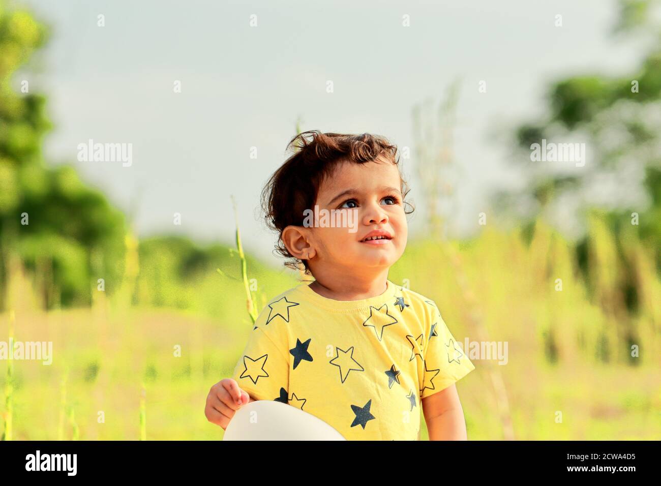 indian child close up portrait Stock Photo - Alamy