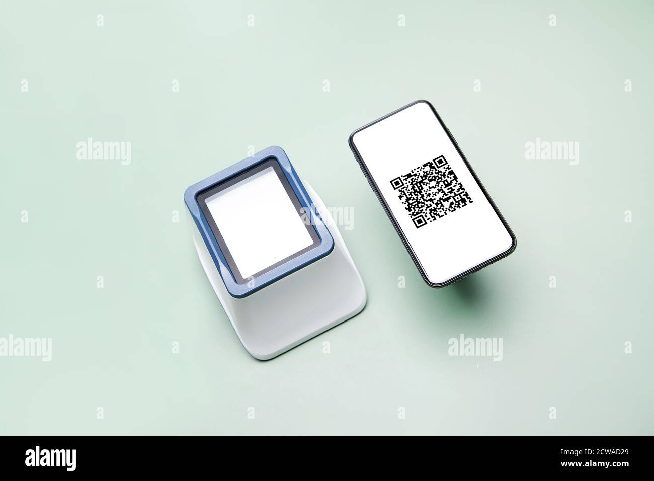 China mobile phone pay hi-res stock photography and images - Alamy