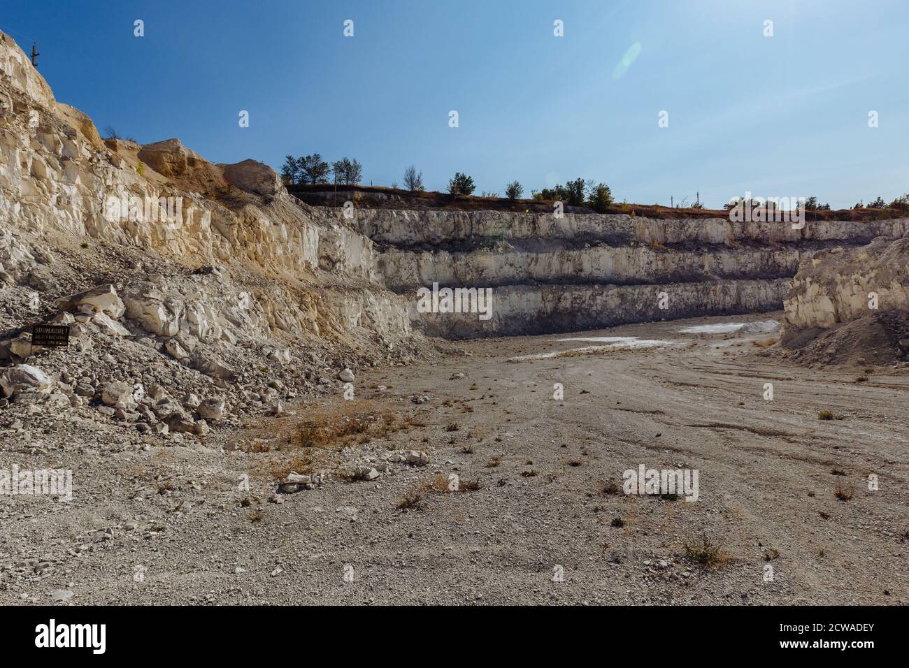 Stone rock quarry open cast hi-res stock photography and images - Alamy