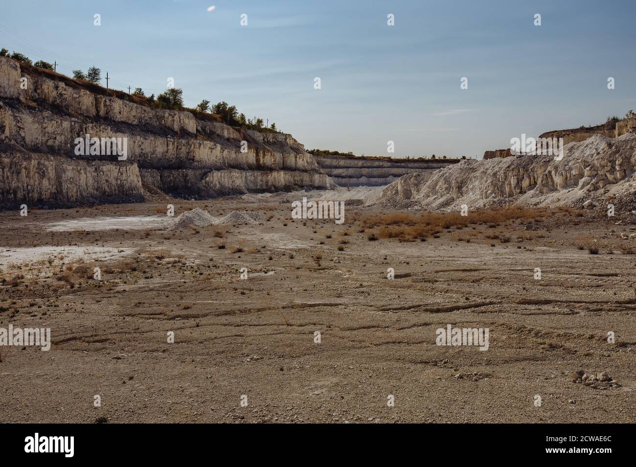 Quarry pit hi-res stock photography and images - Alamy