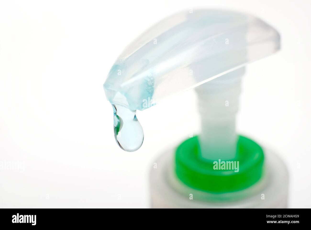 Hand sanitiser dispenser hi-res stock photography and images - Alamy
