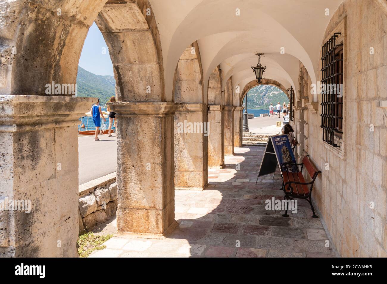 Looking through archway in front of Martime museum in Perast (Muzej ...