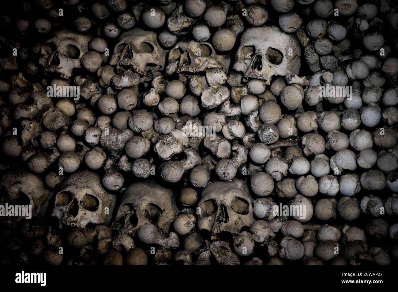 Decay teeth drawing hi-res stock photography and images - Alamy