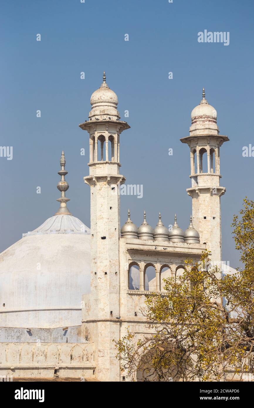 Gyanvapi mosque varanasi hi-res stock photography and images - Alamy