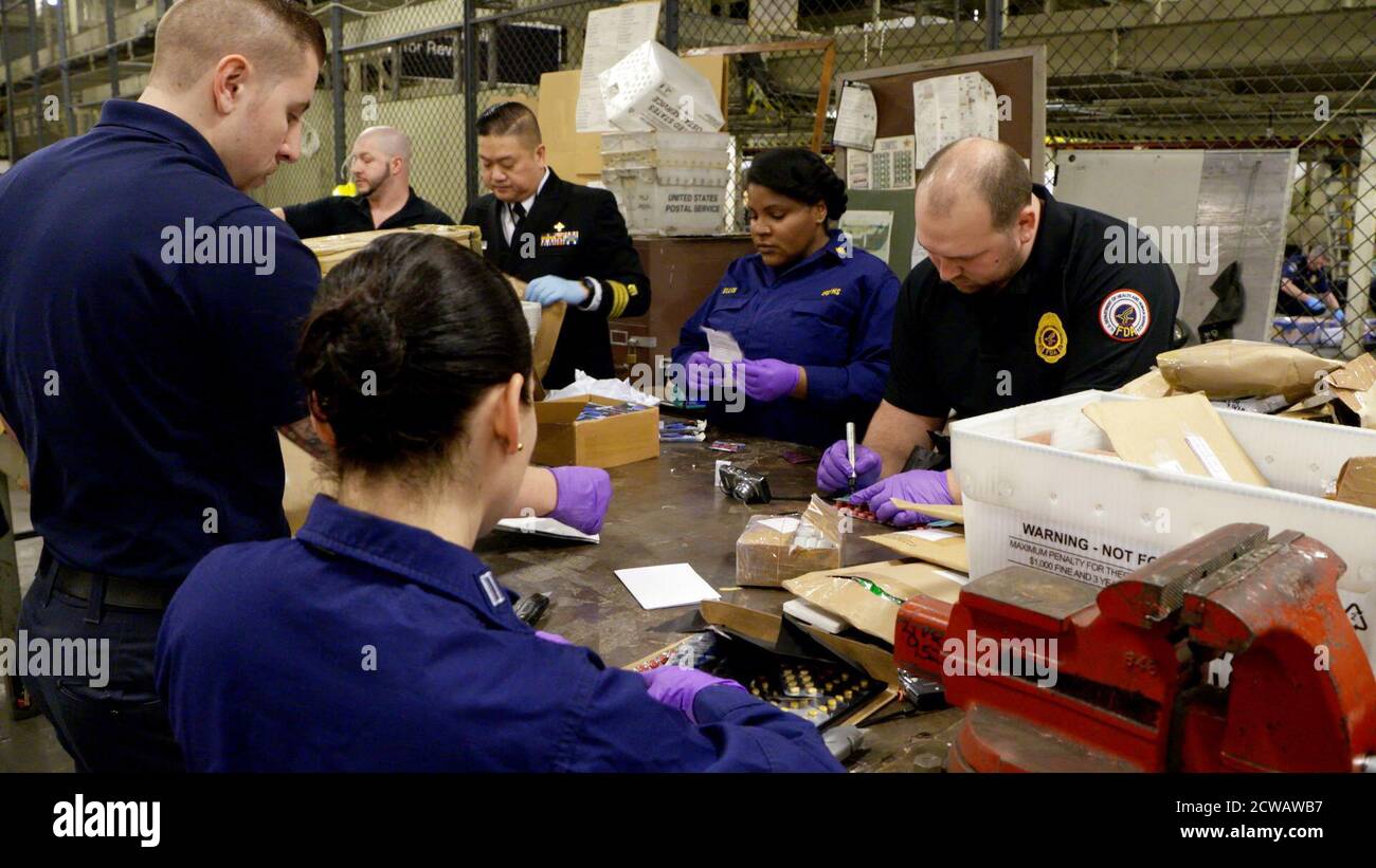 Drug risk assessment hi-res stock photography and images - Alamy