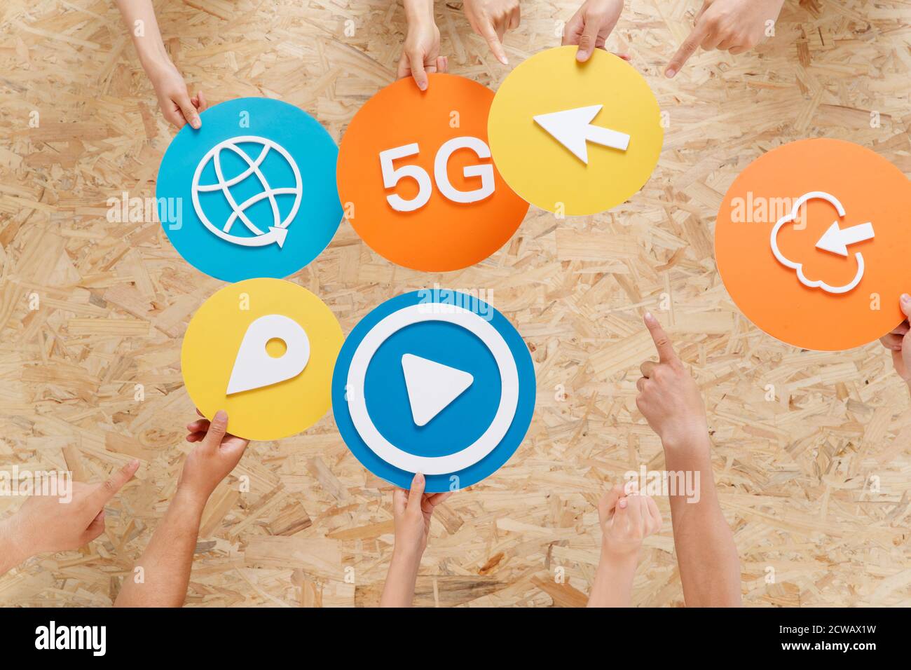 Internet culture symbol hi-res stock photography and images - Alamy