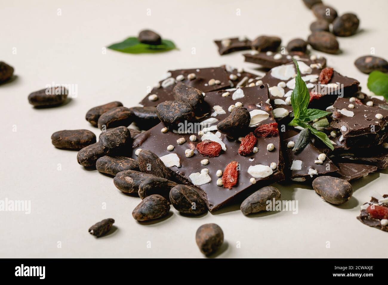 Goji beans hi-res stock photography and images - Alamy