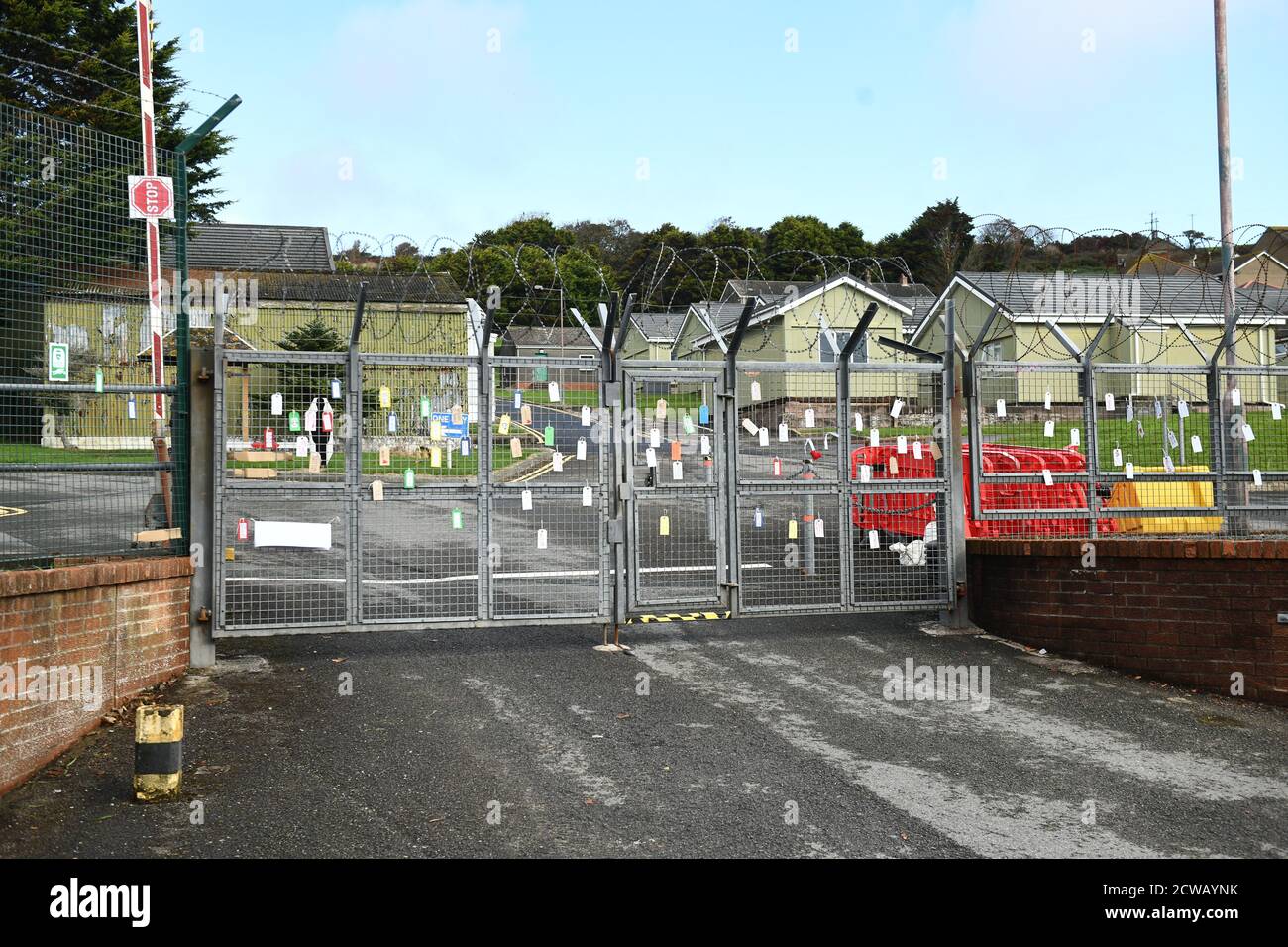 Immigration messages hi-res stock photography and images - Alamy