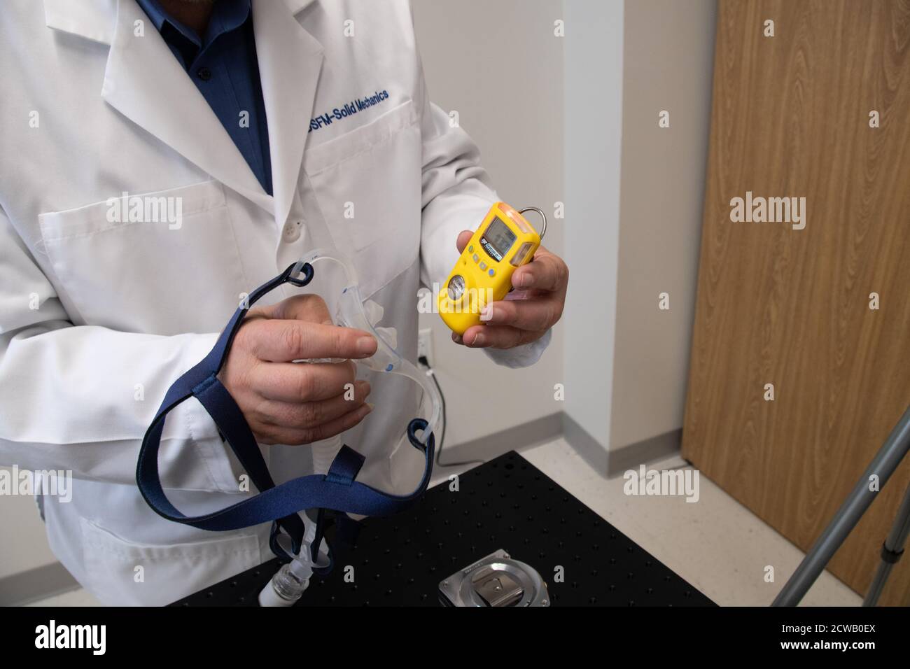 FDA scientist Oleg Vesnovsky, Ph.D., observed elevated ozone levels ...