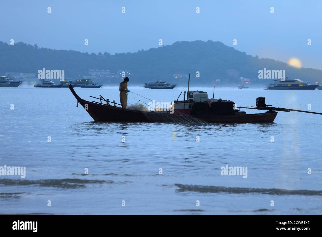 Long line fishing boats fishing hi-res stock photography and images - Alamy