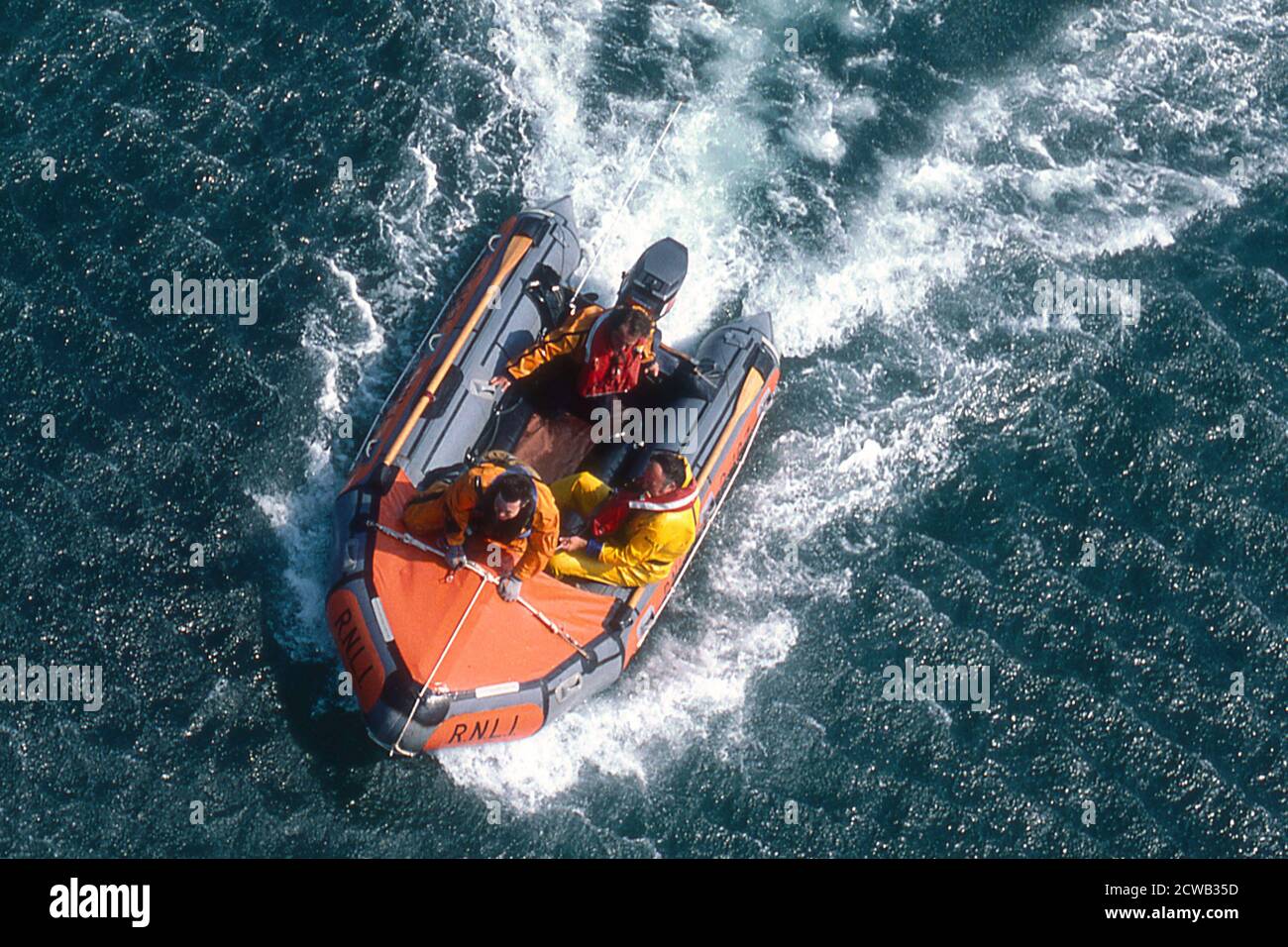 RNLI INSHORE LIFEBOAT SEEN FROM RESCUE HELICOPTER Stock Photo - Alamy