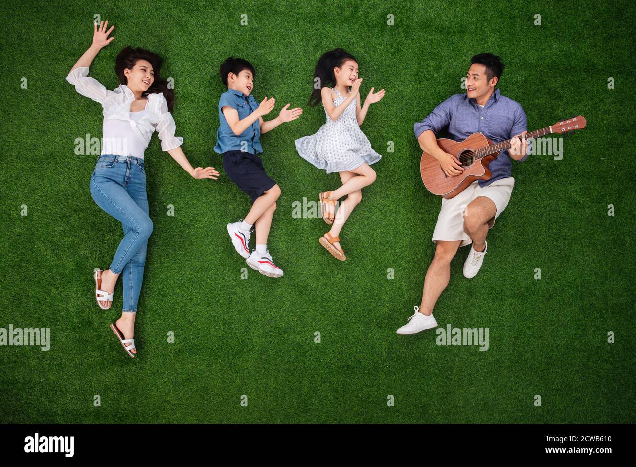 Dancing on the grass hi-res stock photography and images - Alamy