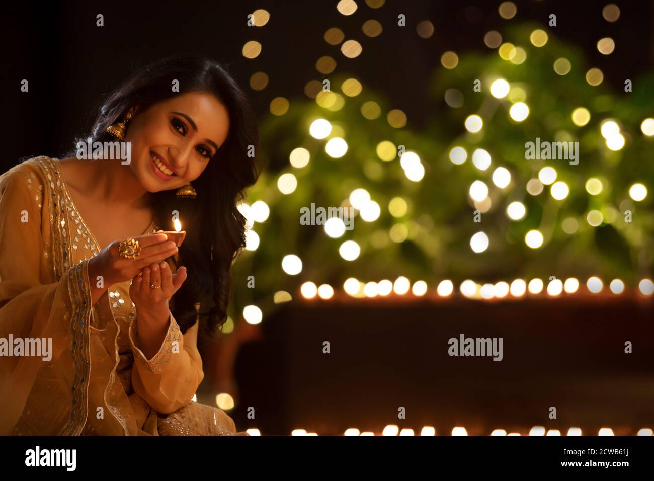One diya hi-res stock photography and images - Alamy