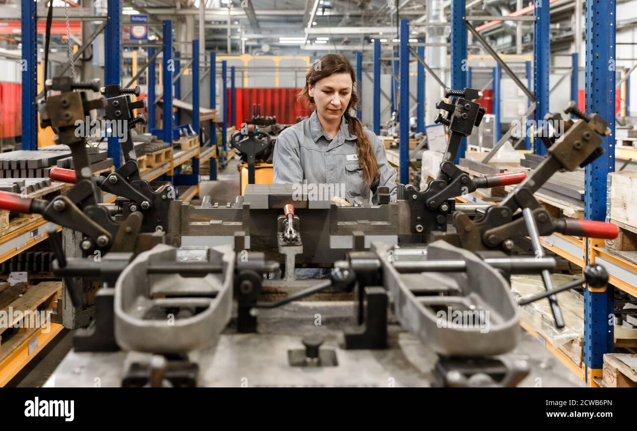 Norderstedt, Germany. 23rd Sep, 2020. A welder joins metal elements at ...