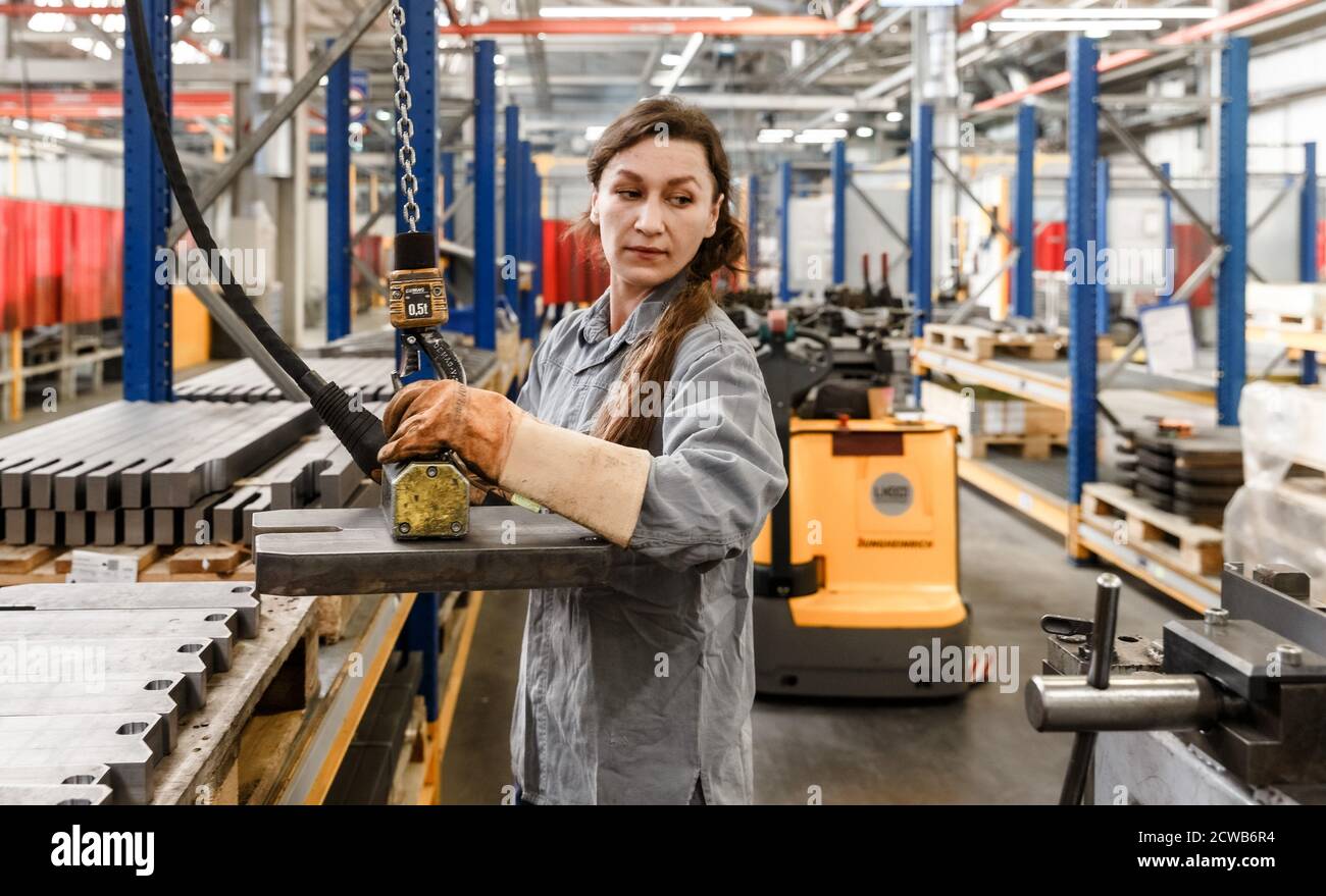 Norderstedt, Germany. 23rd Sep, 2020. A welder joins metal elements at ...