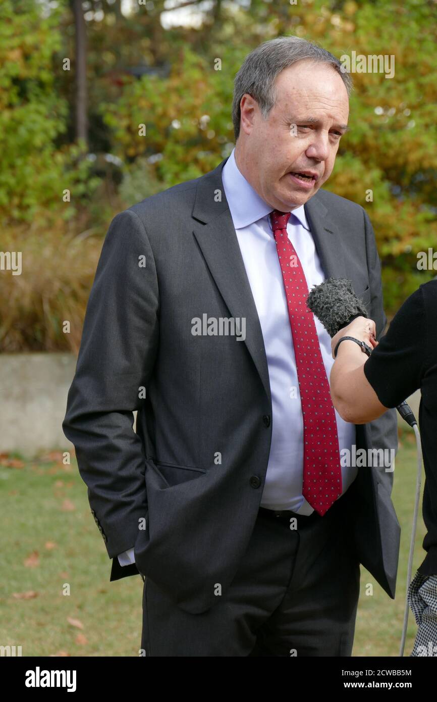 Northern ireland mp nigel dodds hi-res stock photography and images - Alamy