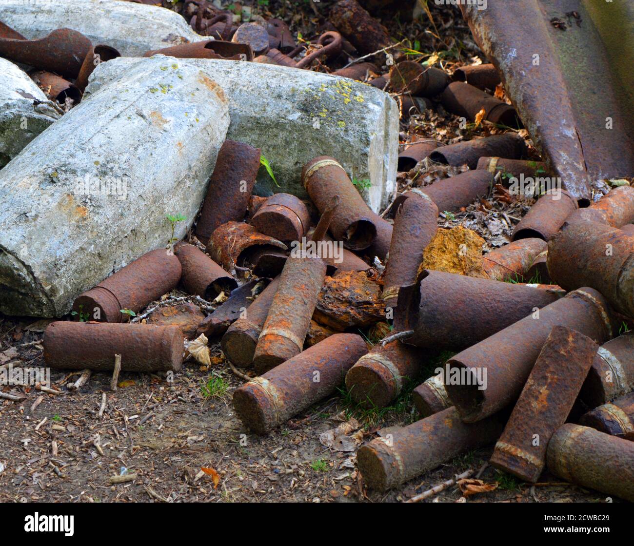 War weapons hi-res stock photography and images - Alamy