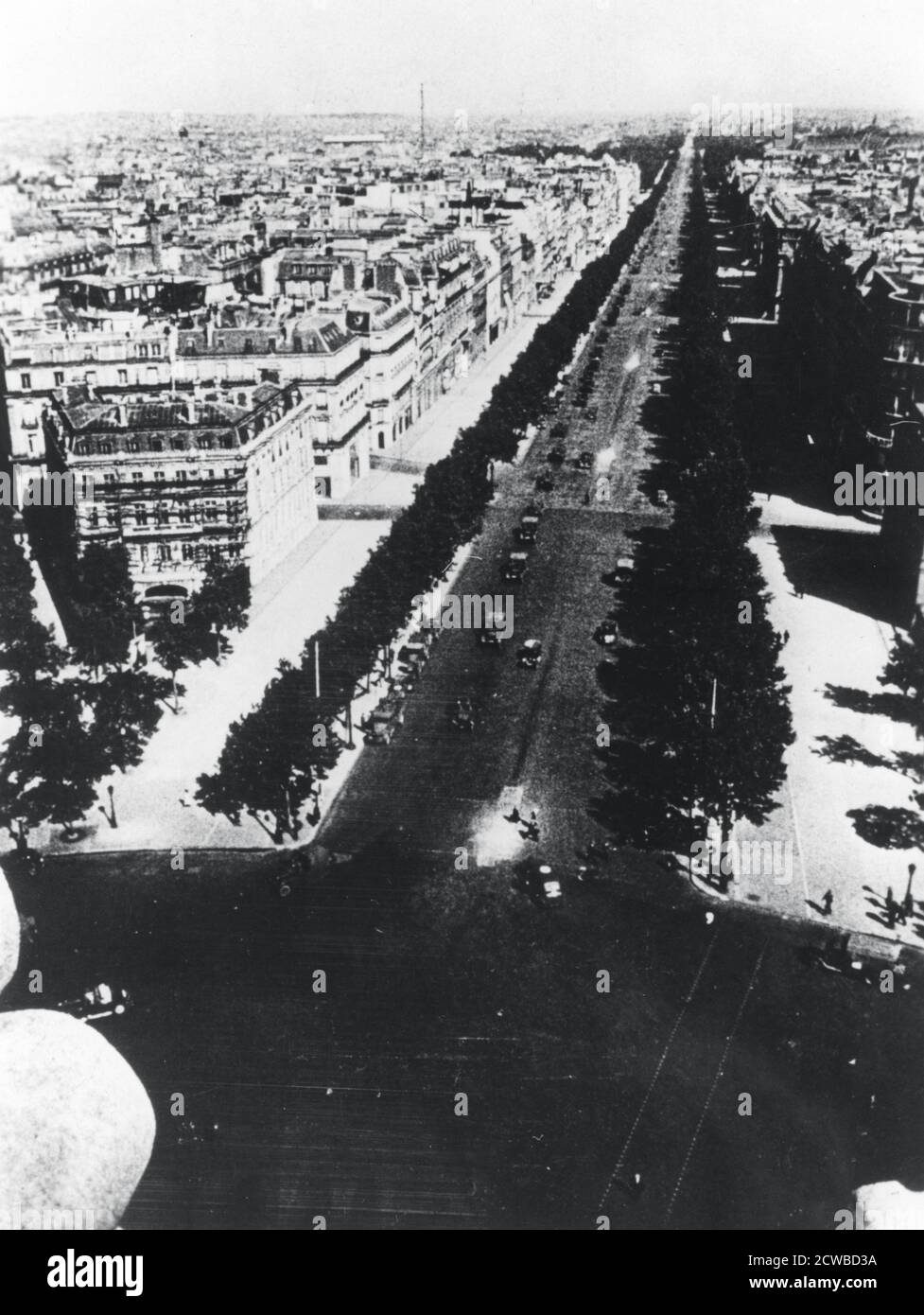 German forces parading along the Champs Elysees, Paris, 14 June 1940 ...