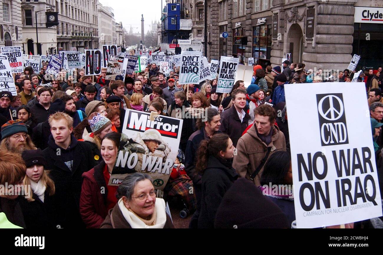Iraq anti war protest 2003 hi-res stock photography and images - Alamy