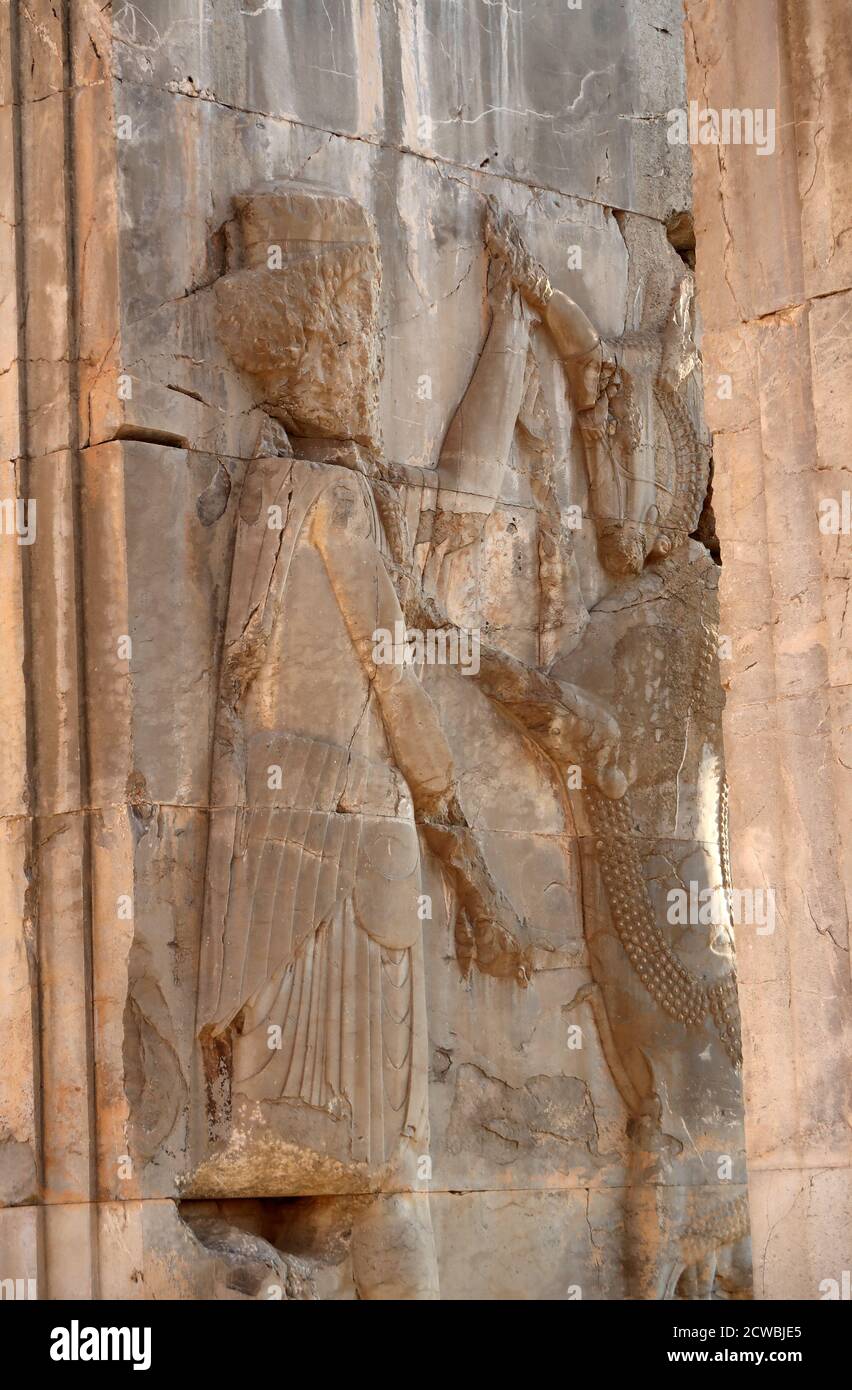Persepolis throne hall king hi-res stock photography and images - Alamy