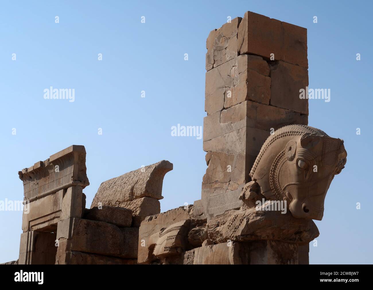 Photograph of the Throne Hall or "Hall of a Hundred Columns" at ...