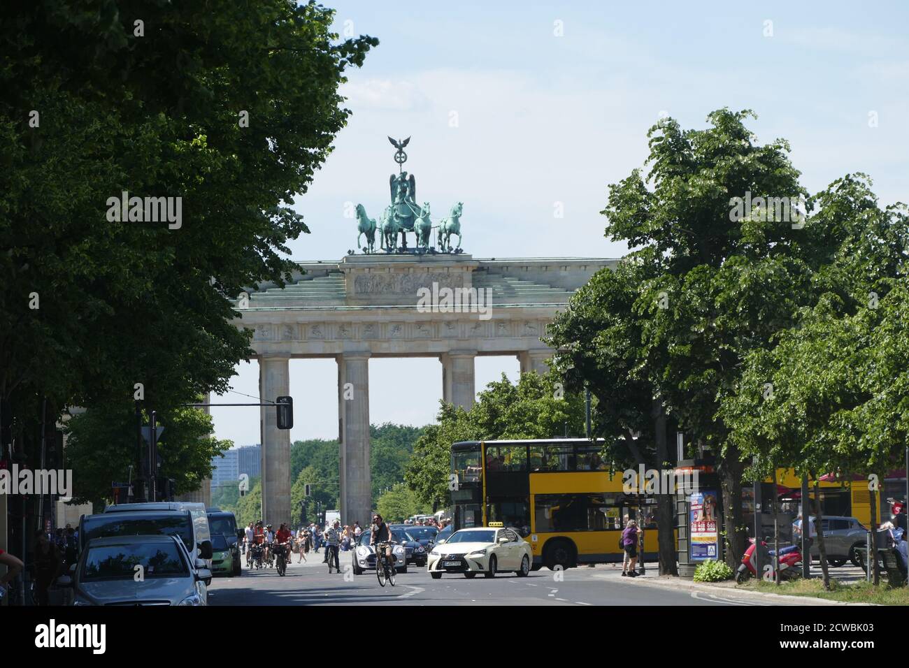 Photograph of the Brandenburg Gate, an 18th-century neoclassical ...