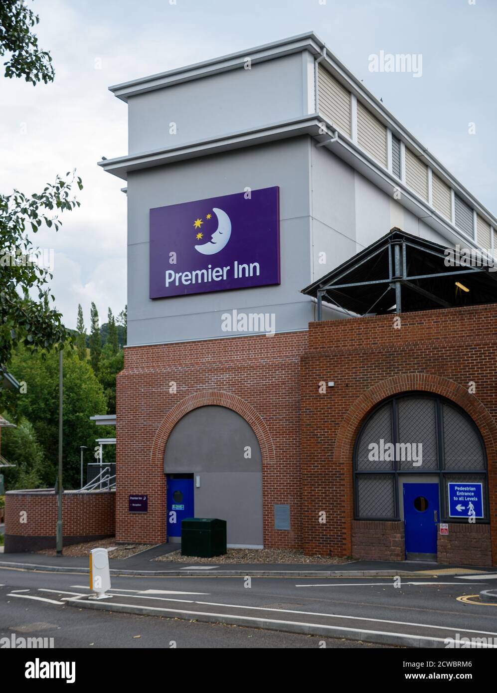 Phoenix inn sign hi-res stock photography and images - Alamy