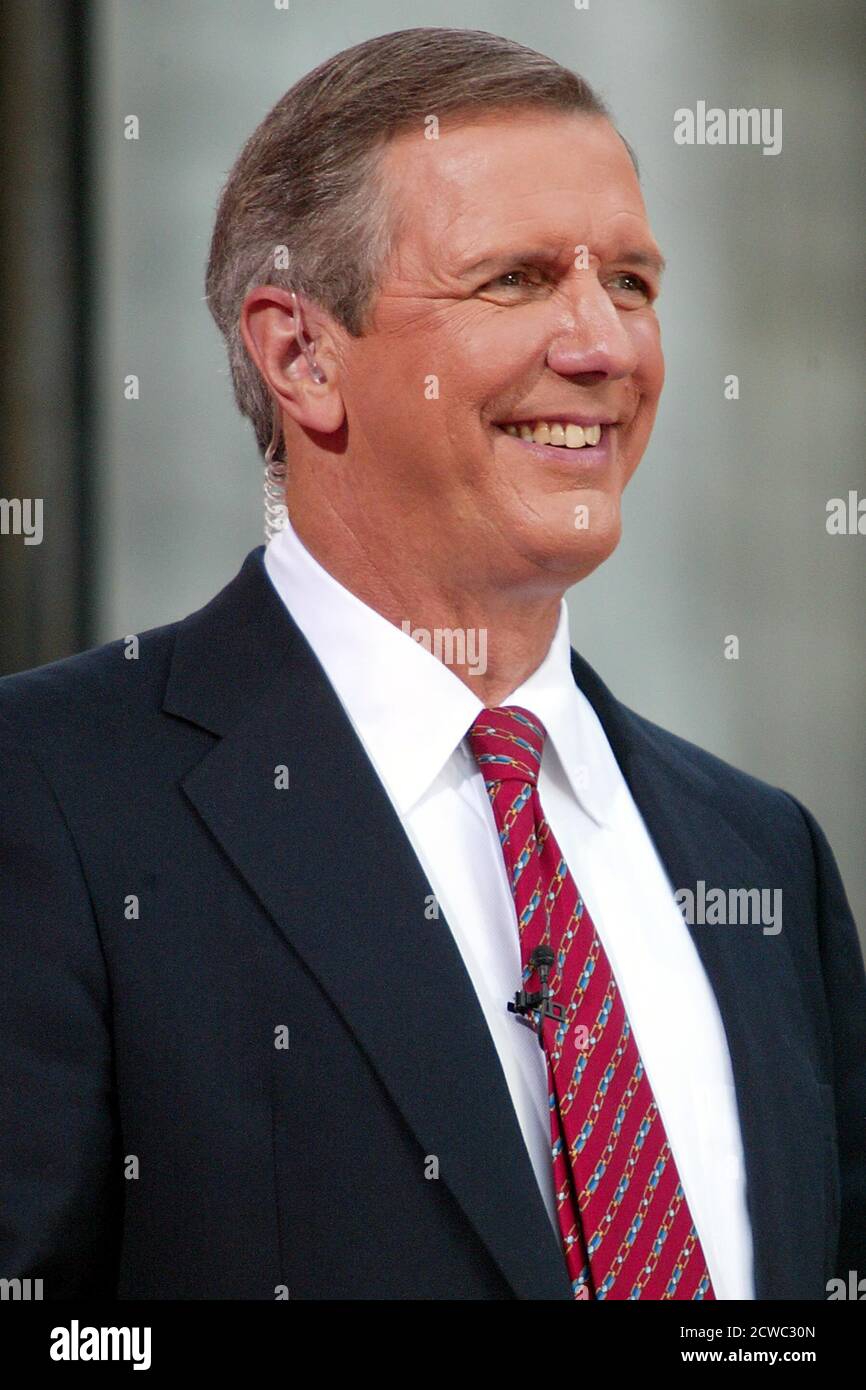 Charles gibson good morning america hi-res stock photography and images ...