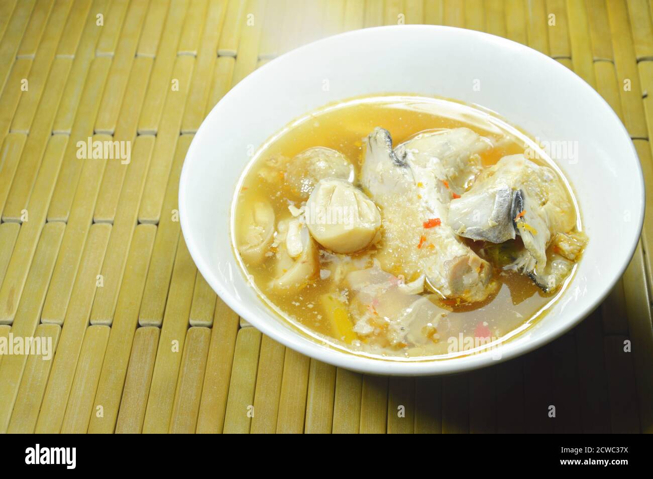 Tomato fish head soup hi-res stock photography and images - Alamy