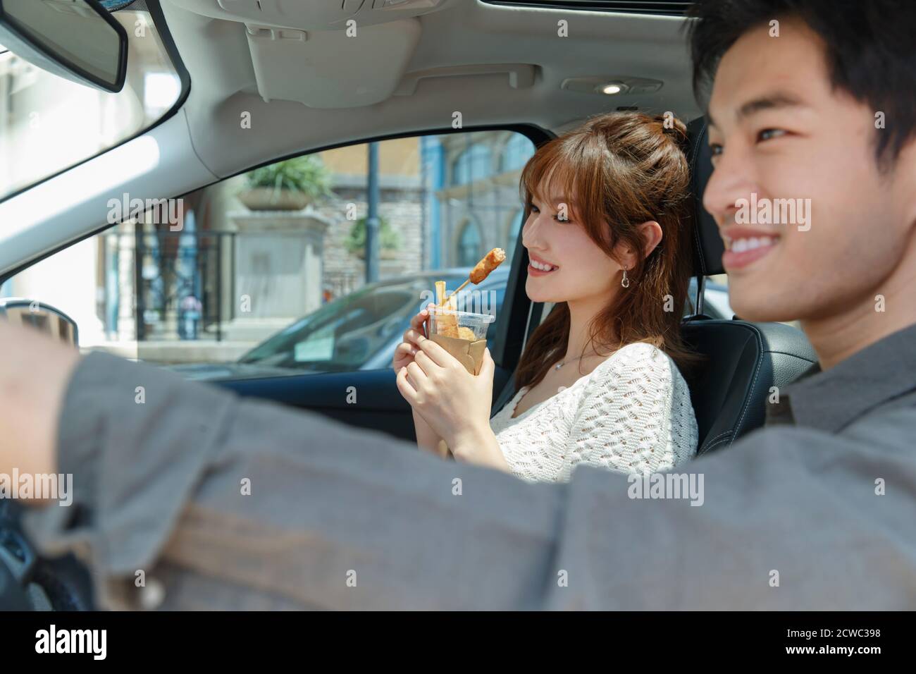 Eat in the car hi-res stock photography and images - Alamy