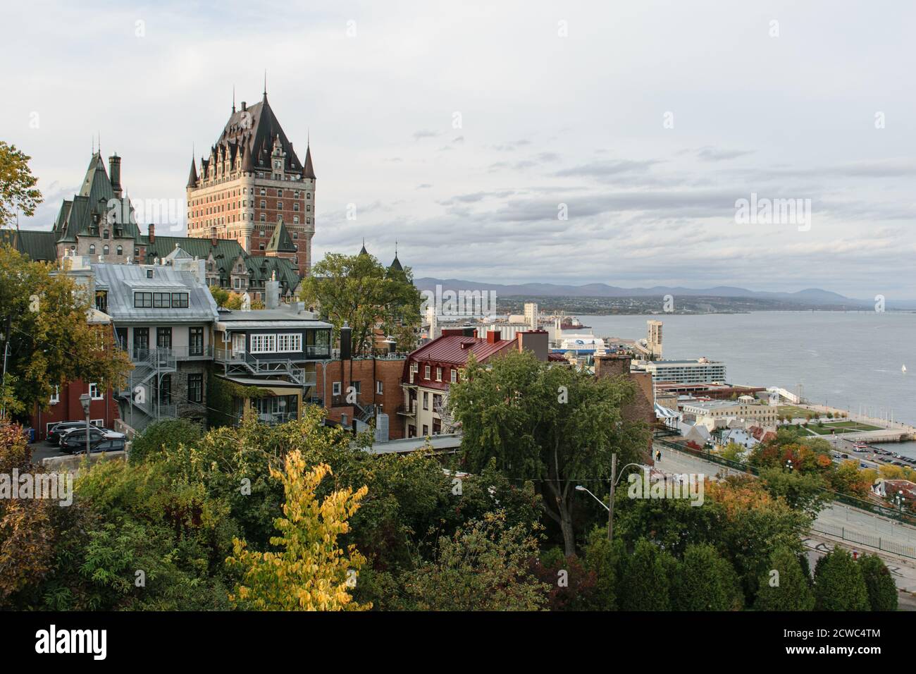 Old quebec city summer hi-res stock photography and images - Alamy