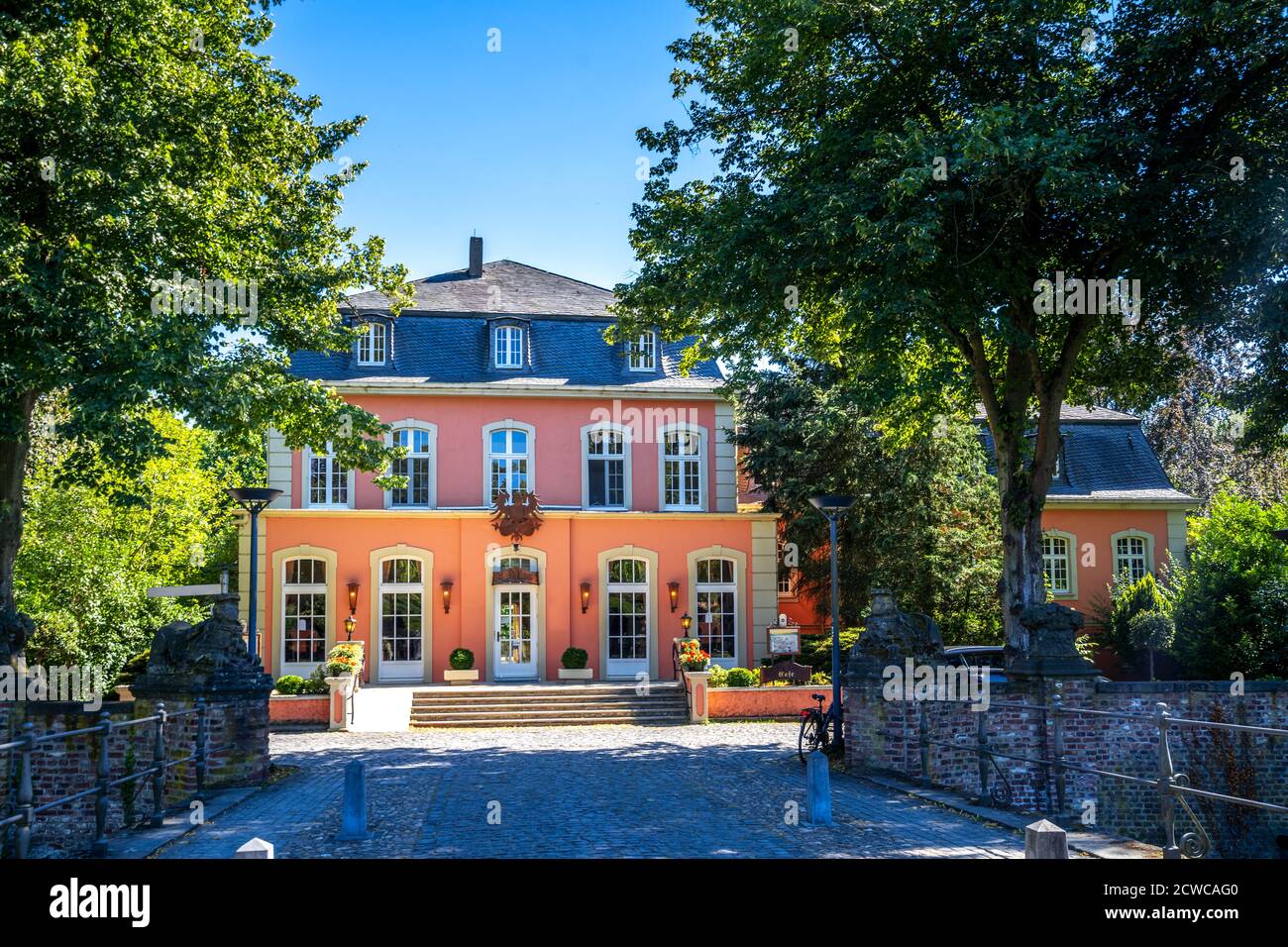 Wickrath castle hi-res stock photography and images - Alamy