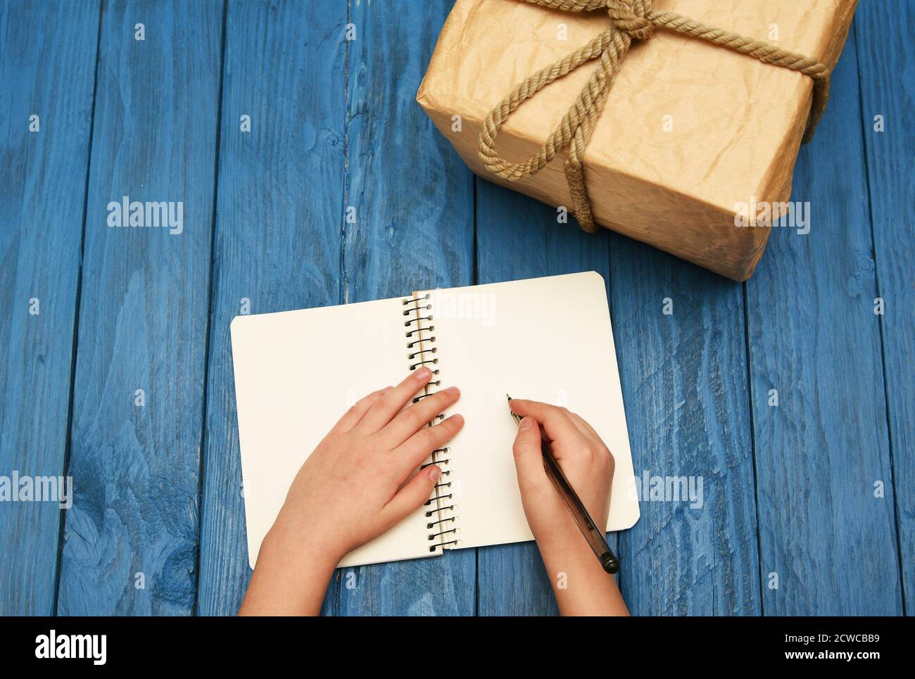 Children notepad hi-res stock photography and images - Alamy