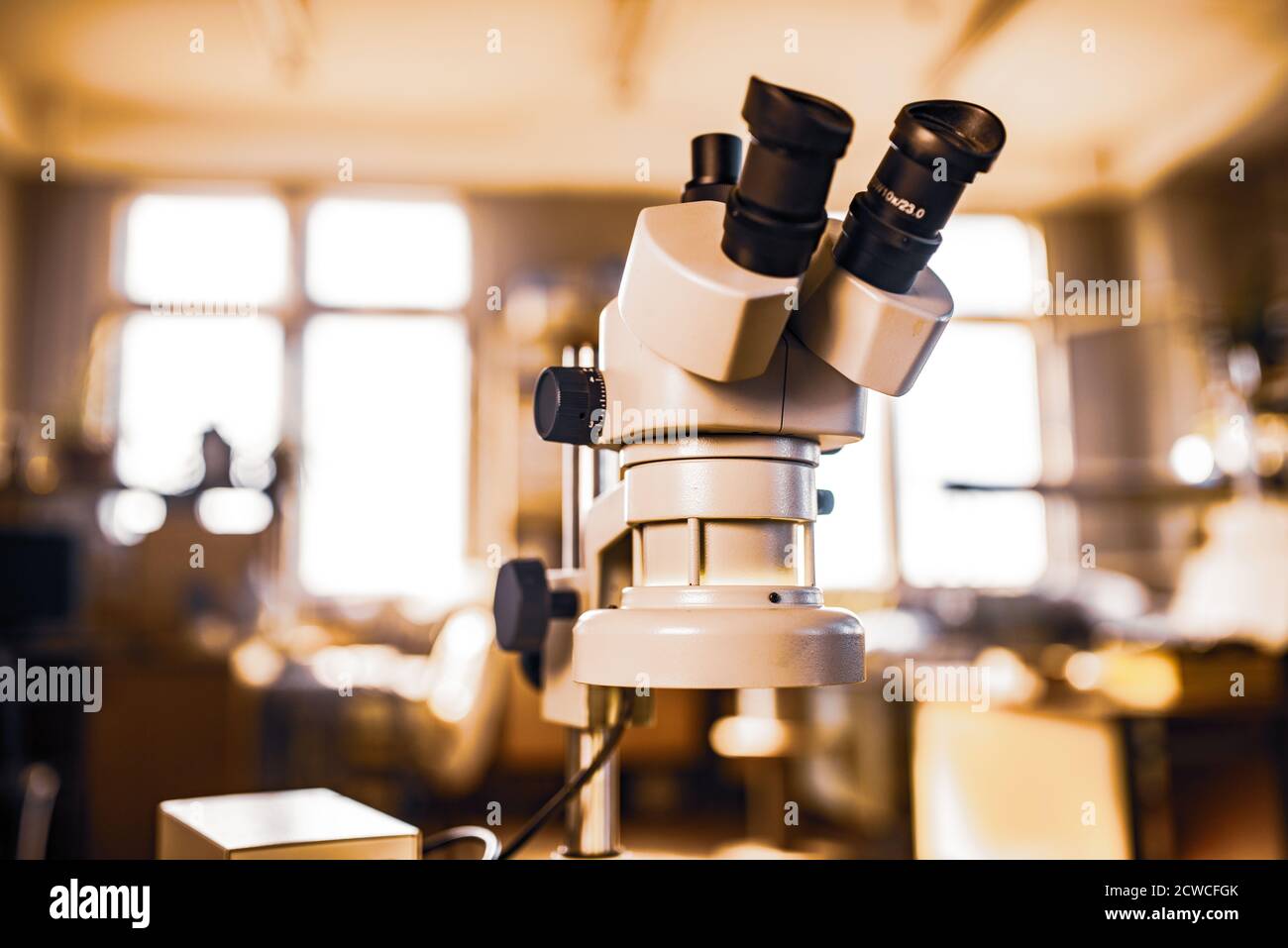Large modern electron microscope in the research laboratory Stock Photo ...