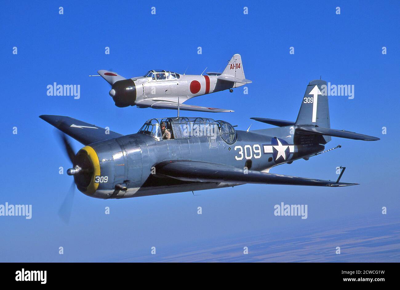 Tbm avenger hi-res stock photography and images - Alamy