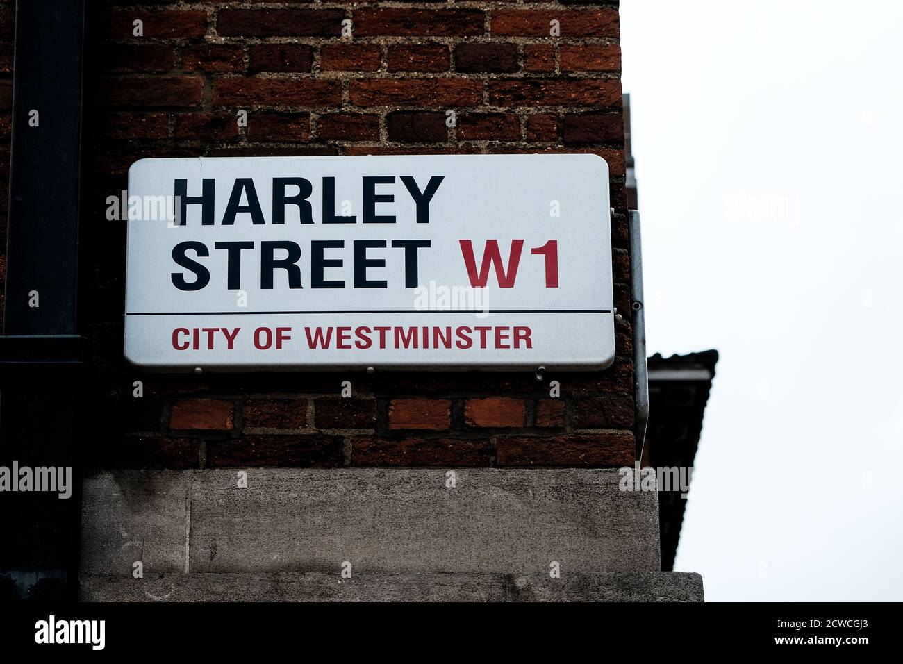 Harley street w1 sign hi-res stock photography and images - Alamy