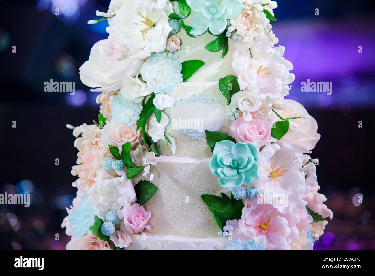 Wedding luxury delicious tasty cake with flowers Stock Photo - Alamy