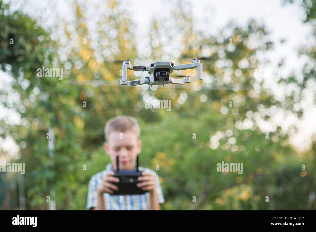 Drones kid hi-res stock photography and images - Alamy