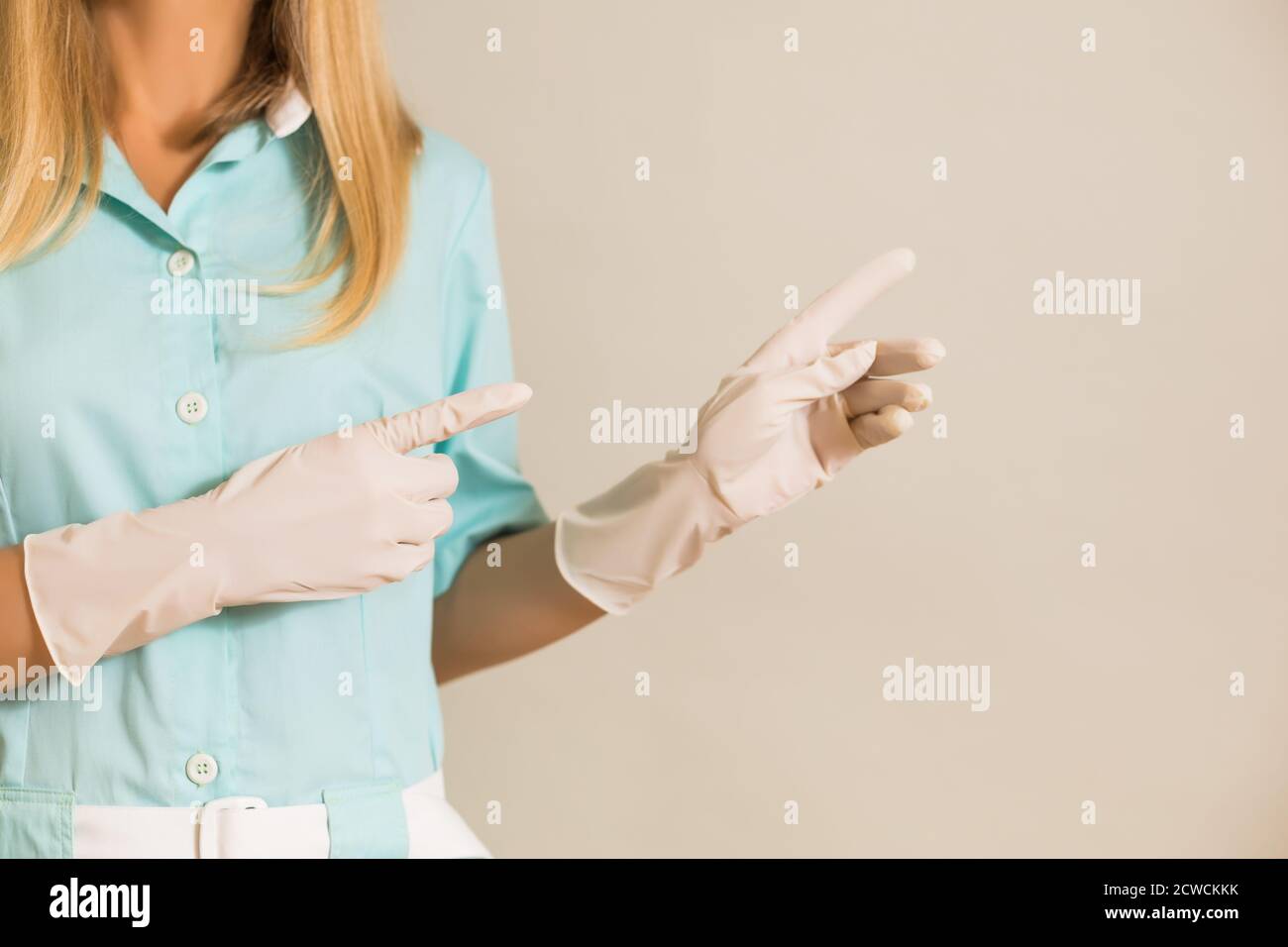 Nurse standing pointing hi-res stock photography and images - Alamy