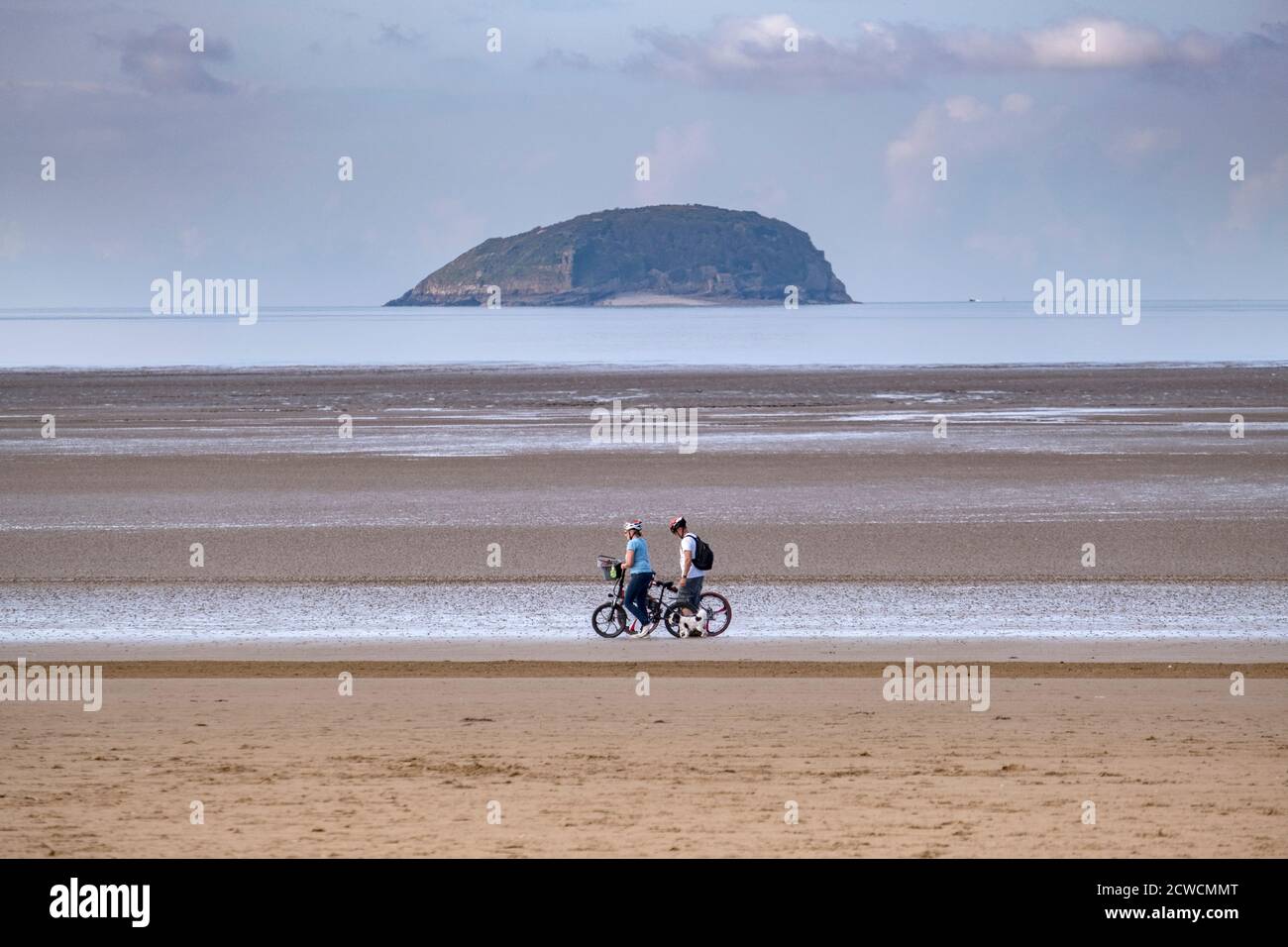 Flat holm island hi-res stock photography and images - Alamy Flat holm island hi-res stock photography and images - Alamy