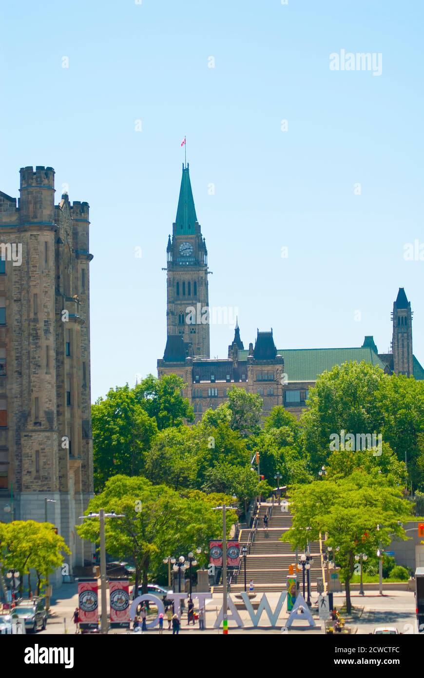 Byward market ottawa sign hi-res stock photography and images - Alamy