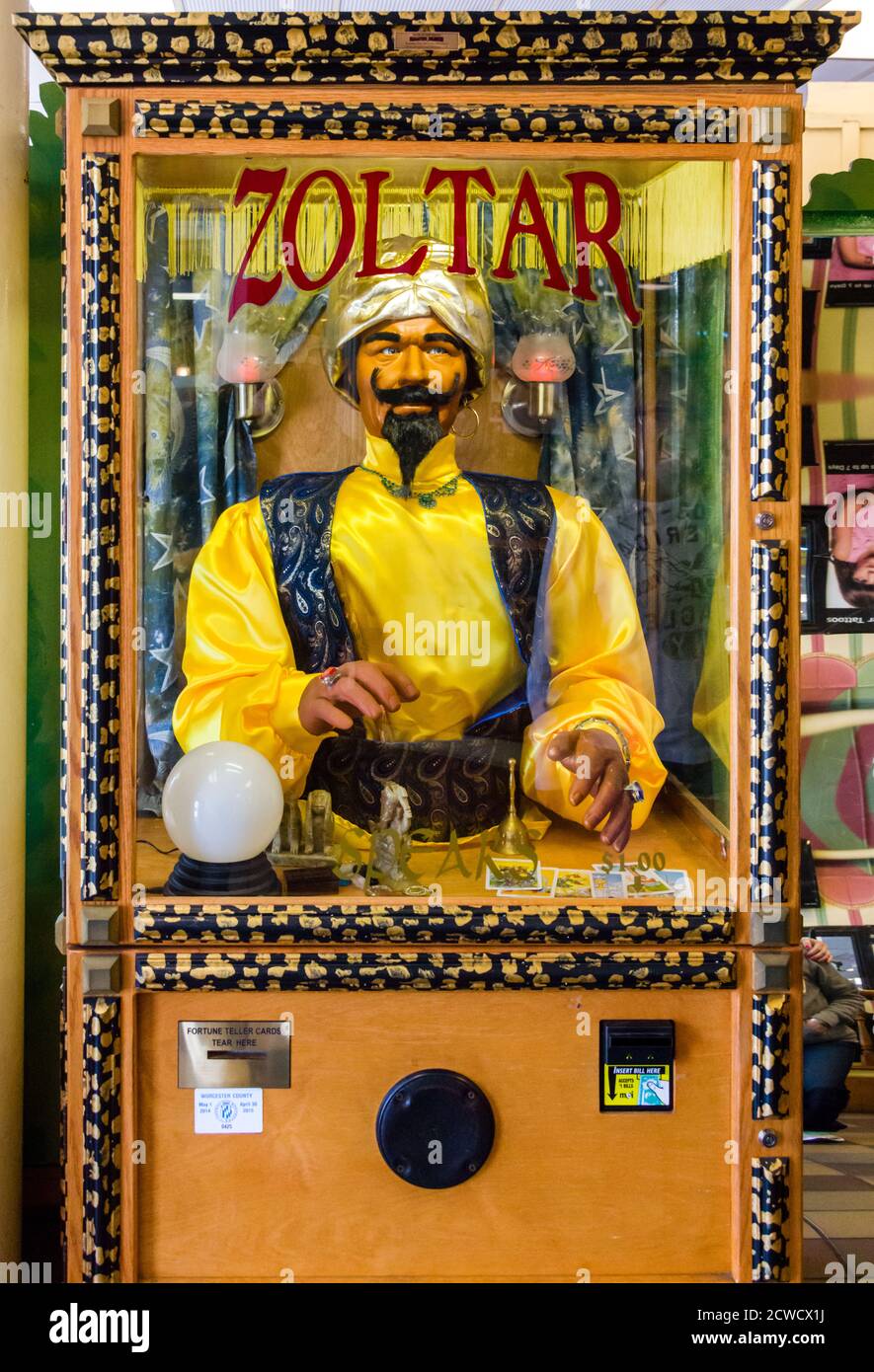Zoltar hi-res stock photography and images - Alamy