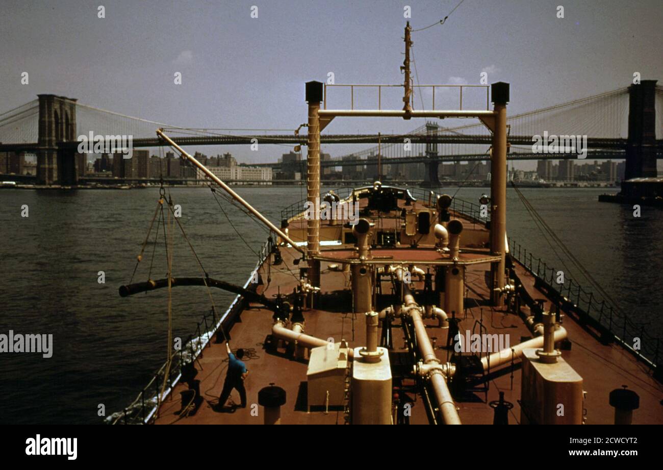 1970s sludge boat hi-res stock photography and images - Alamy