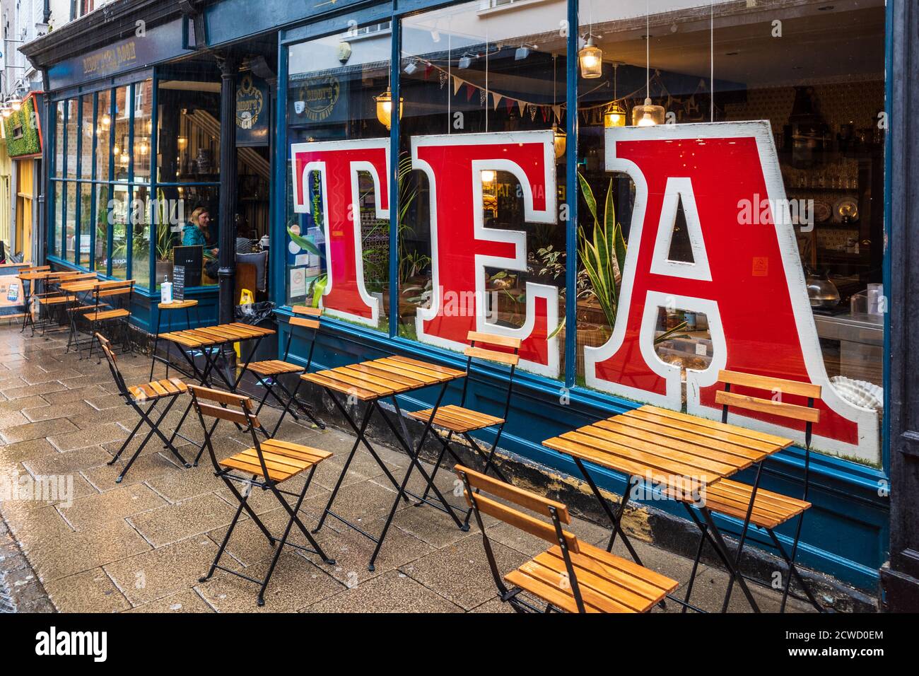 Victorian tea room hi-res stock photography and images - Alamy